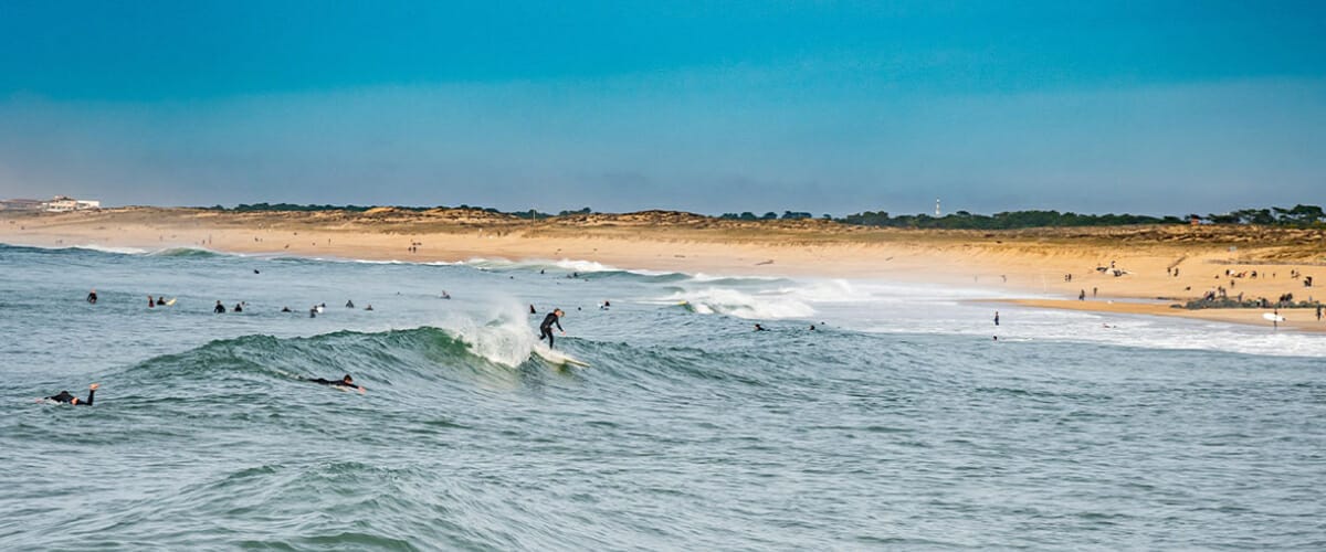 Surf en France | Guide complet | Spots, Périodes, Culture Surf